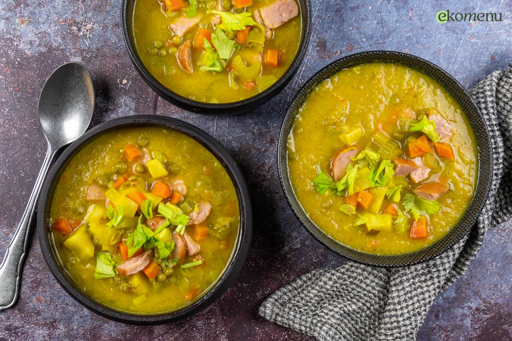 Snelle snert met rookworst en lekker veel groente | Ekomenu